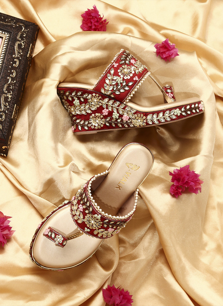 Wedding slippers for reception 60 photos - Astyledwedding.com